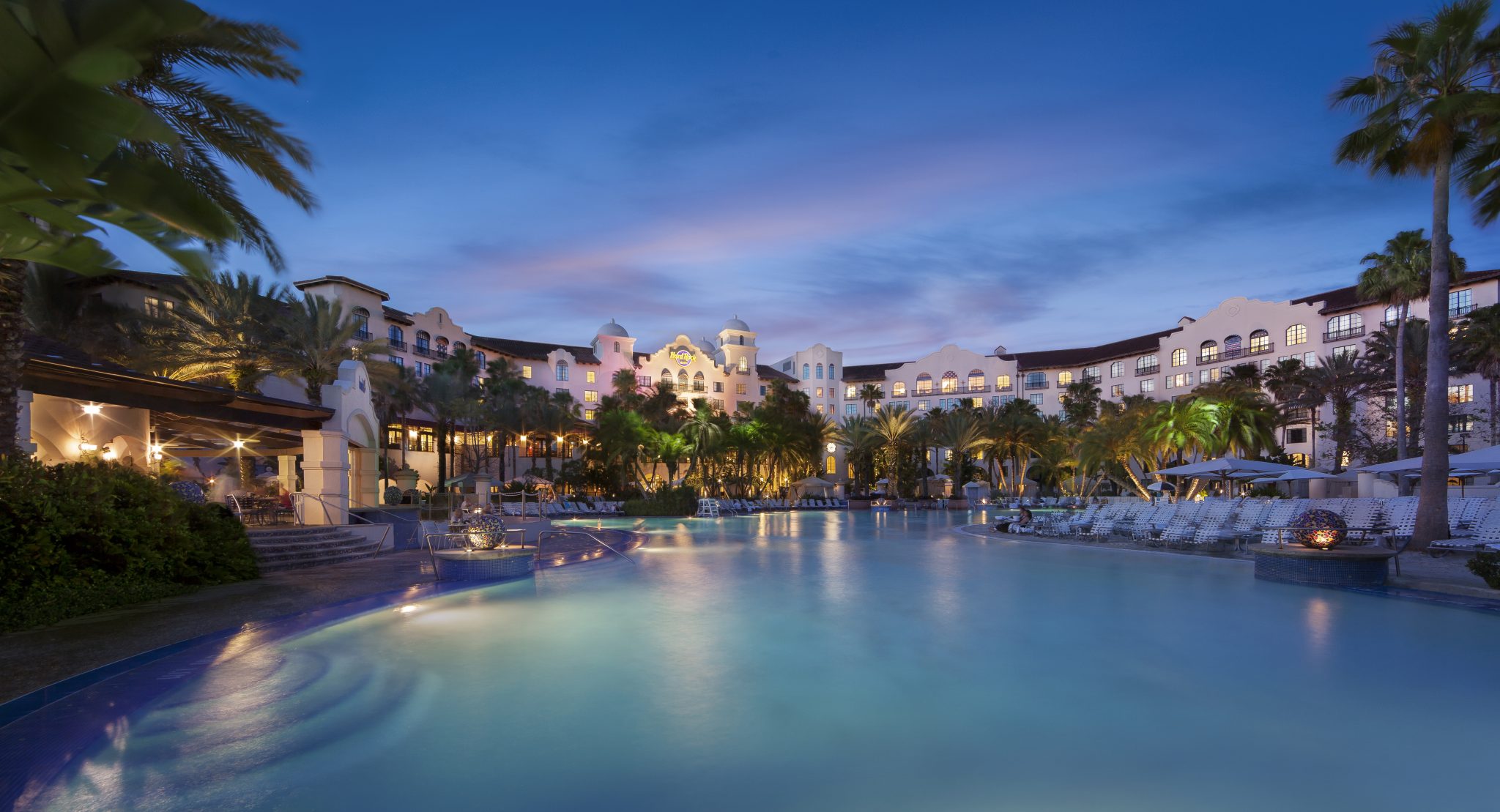 Is club level at Universal Hotels worth it