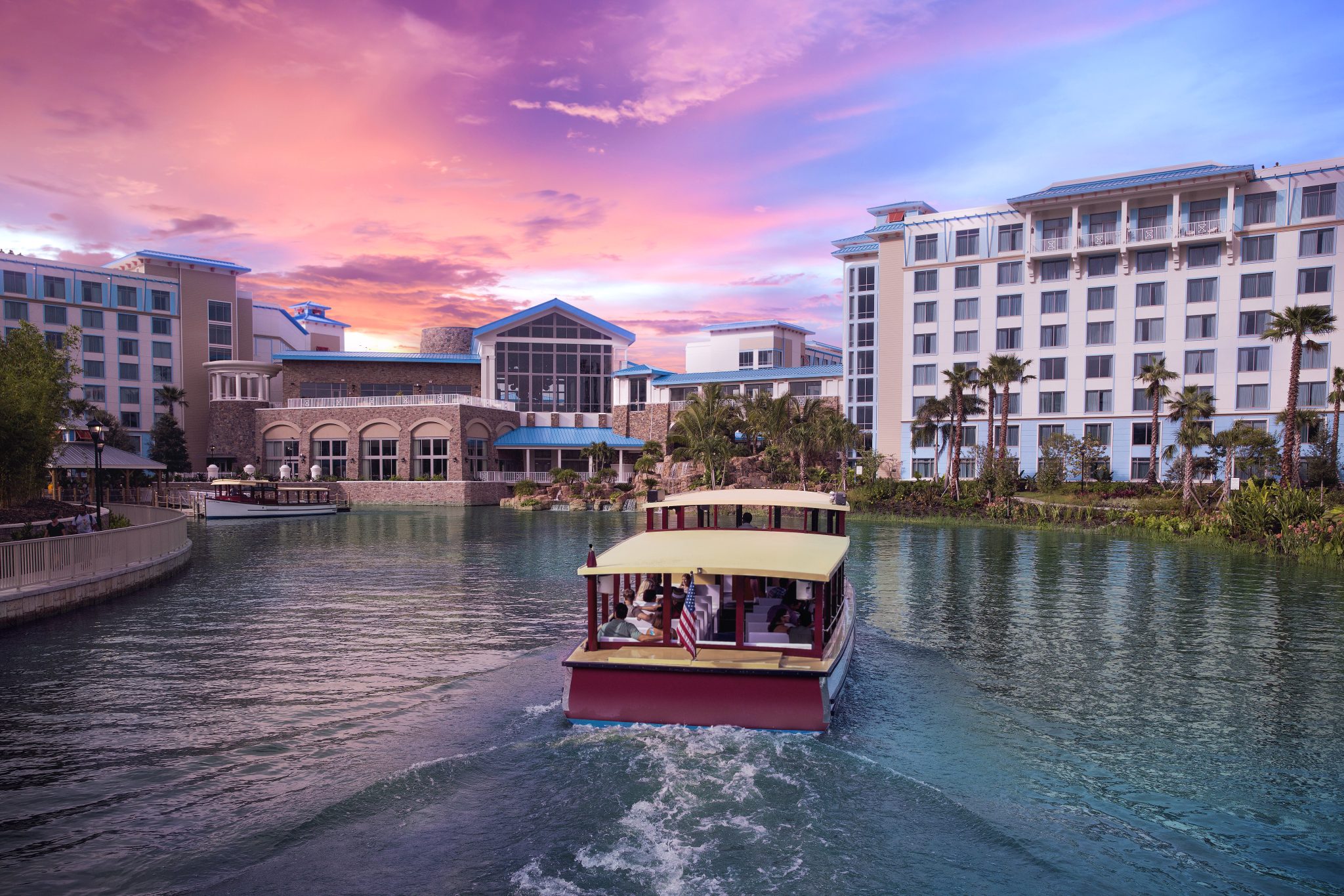 Is club level at Universal Hotels worth it